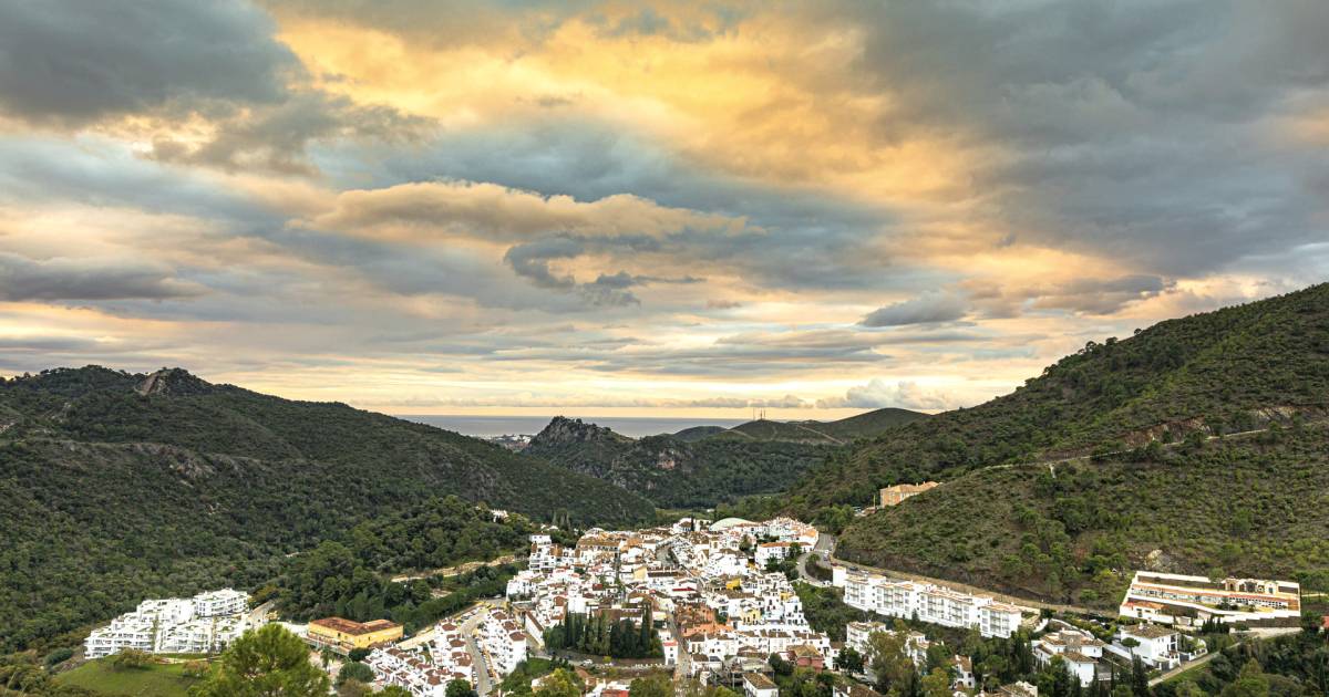 Apartment for sale in Benahavís, Spain | ID: 128881