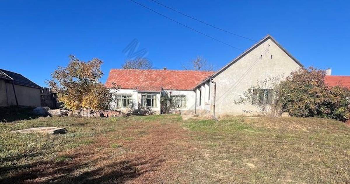Vrijstaande woning te koop in Mágocs, Hongarije | ID: 37240