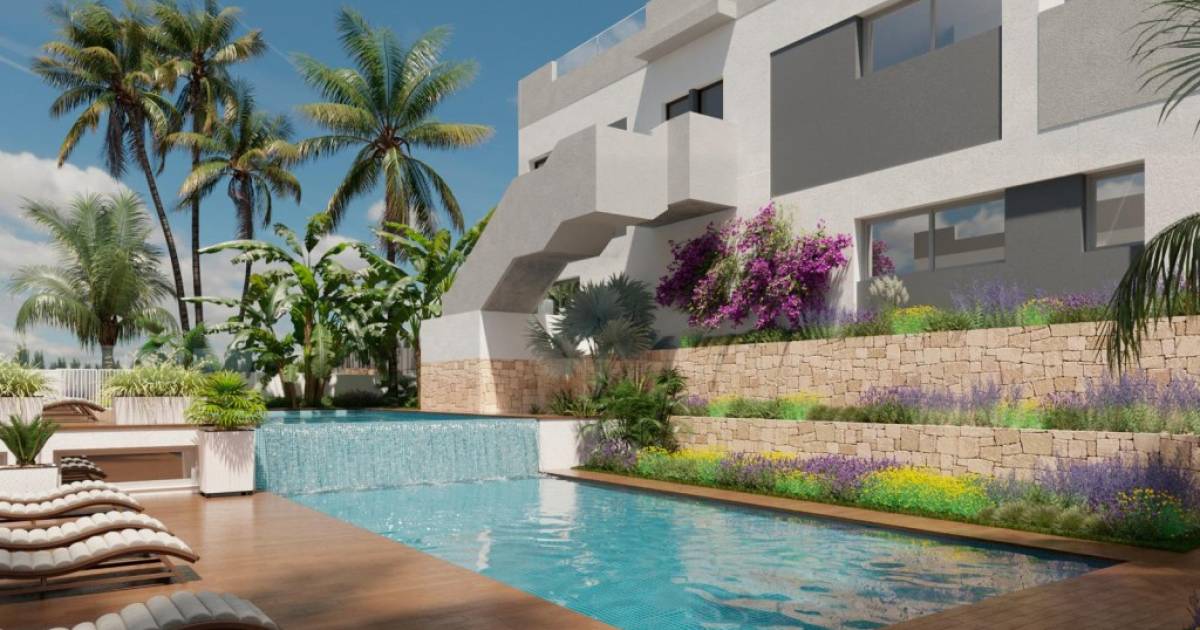 Geschakelde woning te koop in Torrevieja, Spanje | ID: 37687