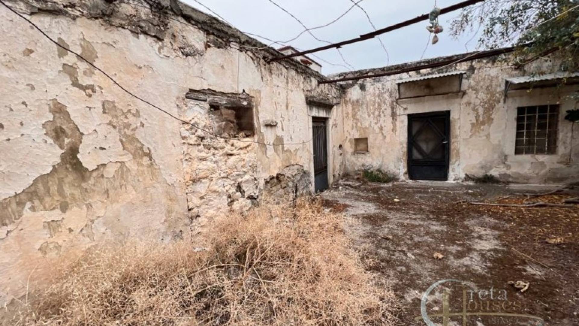 Maison quatre façades te koop in Timbaki, Grèce | ID: 29836